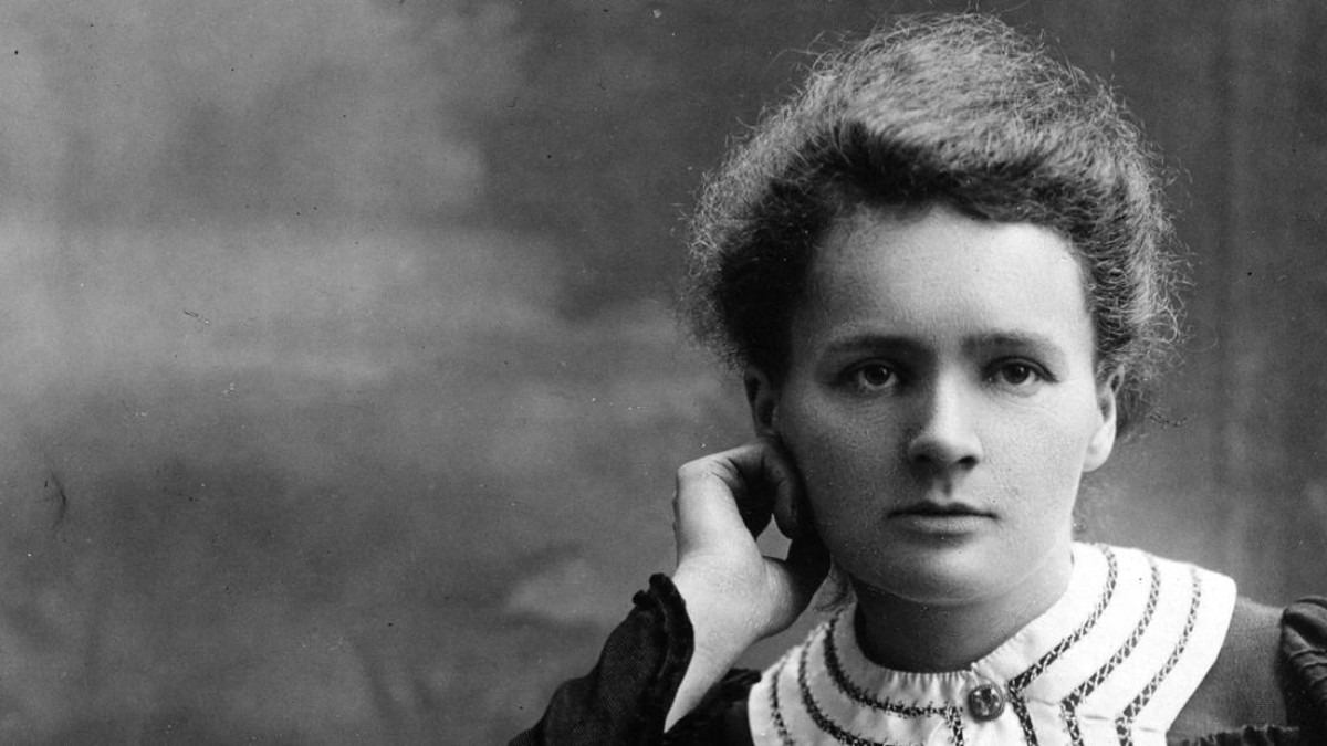 Biography of Famous Biologists Marie Curie - The Engineers Blog