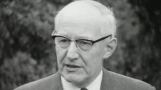 Biography of Famous Physicists Ernest Walton - The Engineers Blog