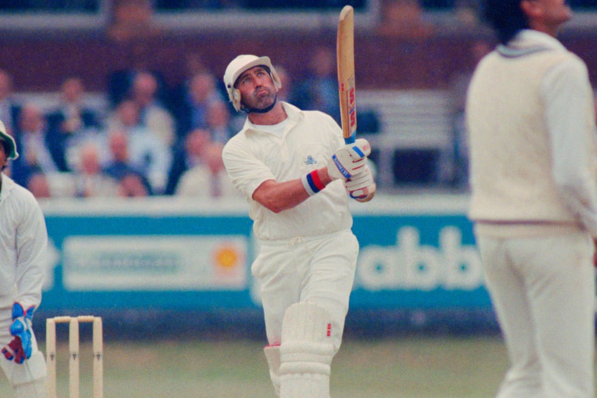 Biography of Famous Cricket Player Graham Gooch - The Engineers Blog