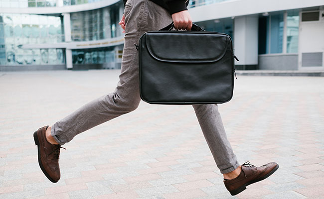 Notification of Late Arrival to the party - Email Template - The ...