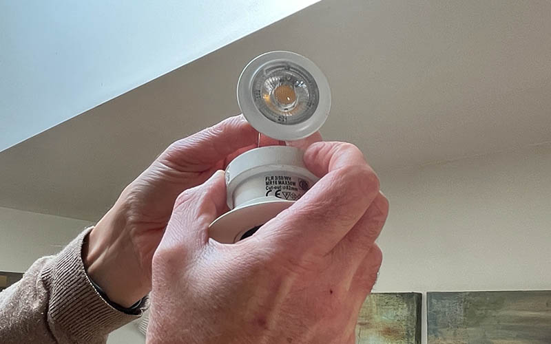 Method statement of fixing of cove light - The Engineers Blog